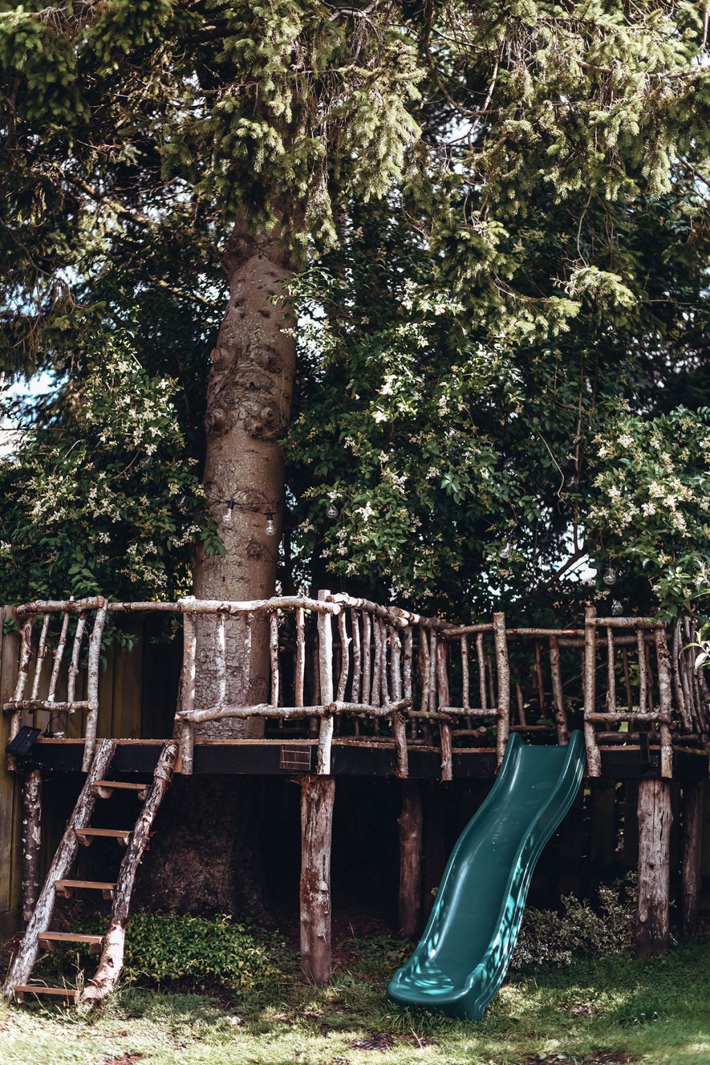 how to - budget diy treehouse with rustic branches